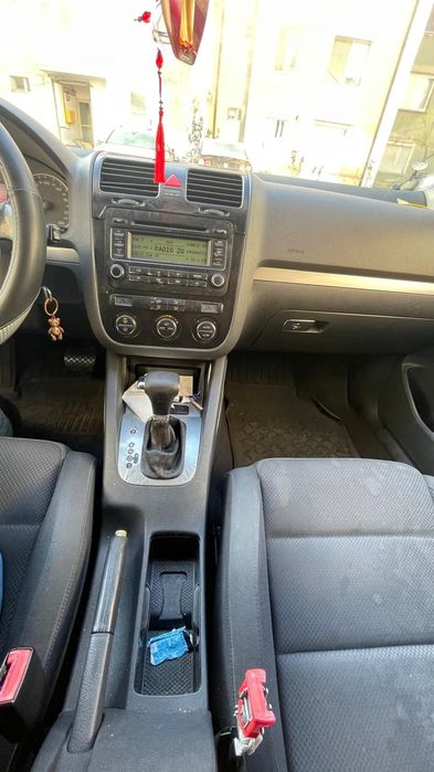 Golf 5 DSG 2.0 diesel Piatra Neamt • OLX.ro