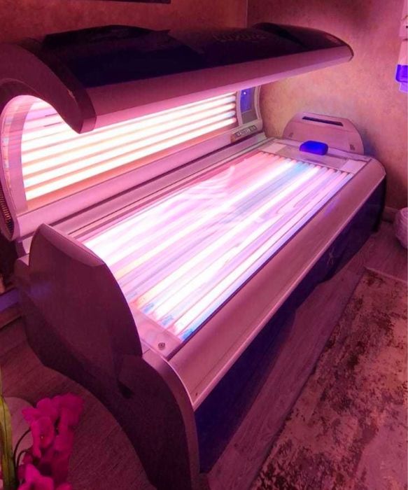 Oferta! Aparat de Bronzare Luxura X5, Solar, (Ergoline, Megasun ...
