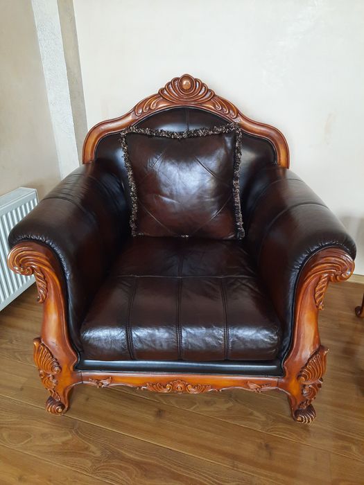 Canapea si fotolii piele naturala si lemn masiv stil Baroc plus masa ...
