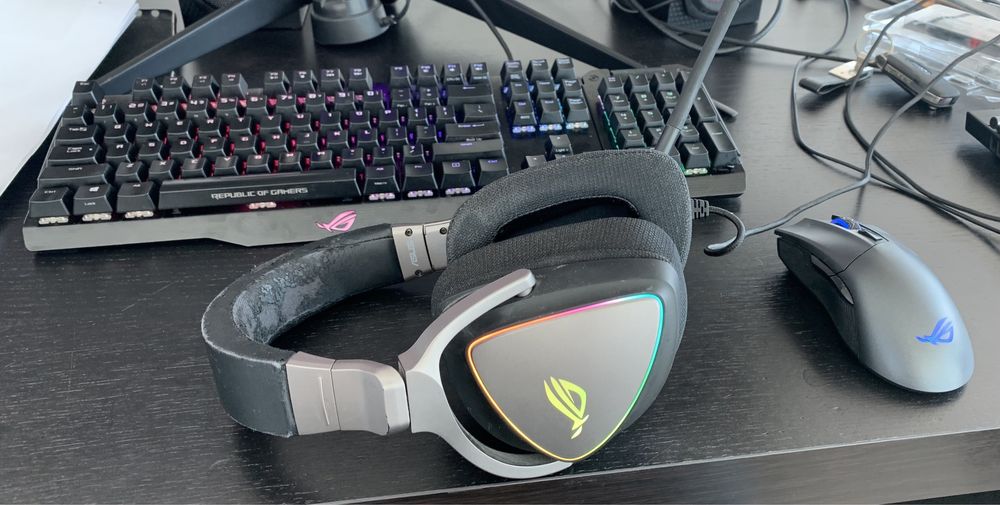 Casti Asus ROG Delta si Mouse Asus ROG Gladius 2 Craiova • OLX.ro