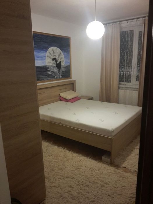 Apartament 3 camere decomandat Astra Brasov Brasov • OLX.ro