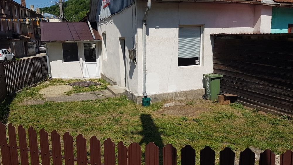 Casa din caramida in localitatea Nadrag,Timis Nadrag • OLX.ro