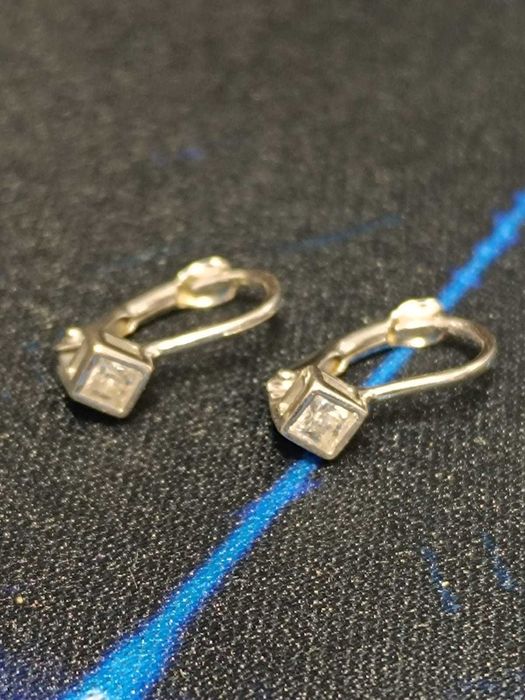 Cercei pentru copii, aur alb 14k (30632.2/30 Pacurari 2) Iasi • OLX.ro