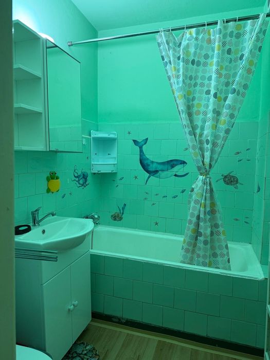 Proprietar închiriez apartament 3 camere cartier Pajura Bucuresti ...