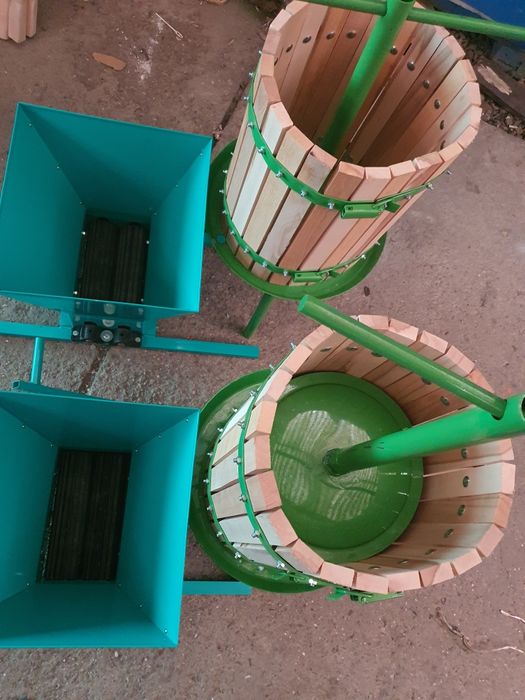 Zdrobitor de struguri și teasc de struguri Brasov • OLX.ro