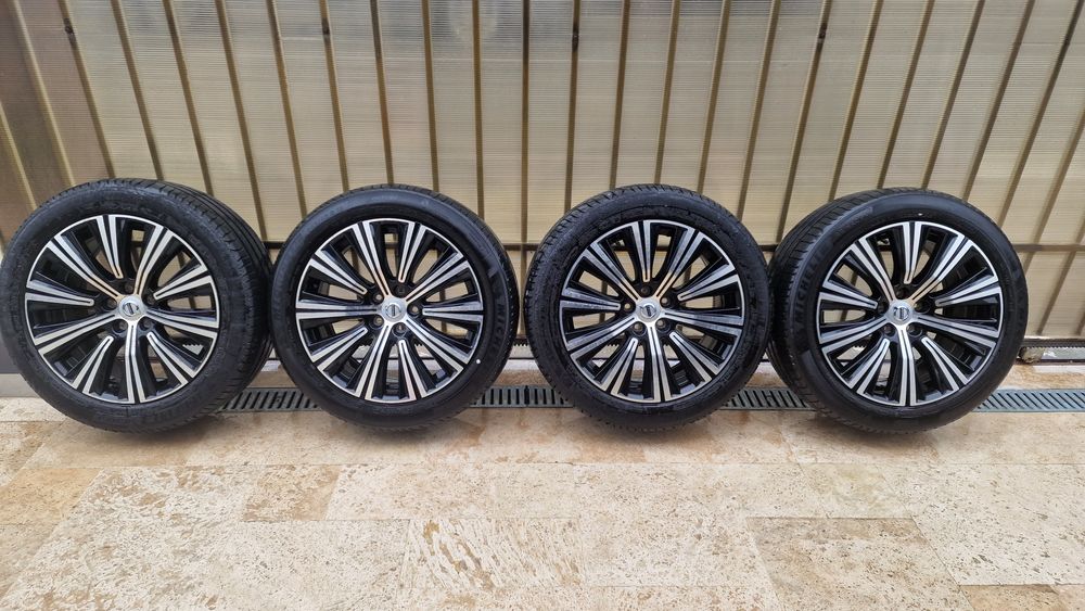 Jante Volvo 18 cu anvelope vara Constanta • OLX.ro