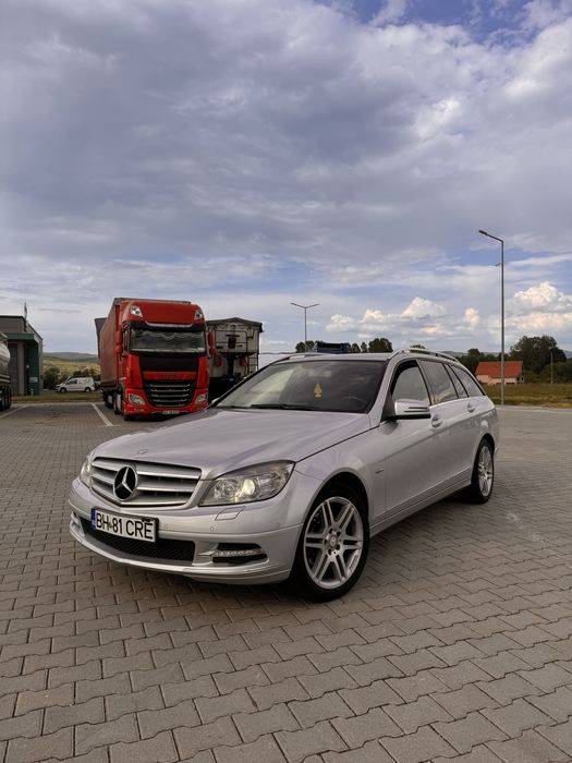 Mercedes C Class 220 Avantgarde Euro 5 Chistag • OLX.ro