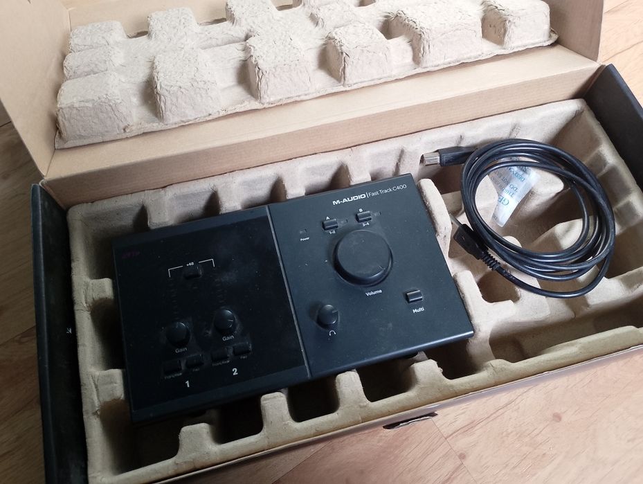 M-Audio Fast Track C400 гр. София Център • OLX.bg