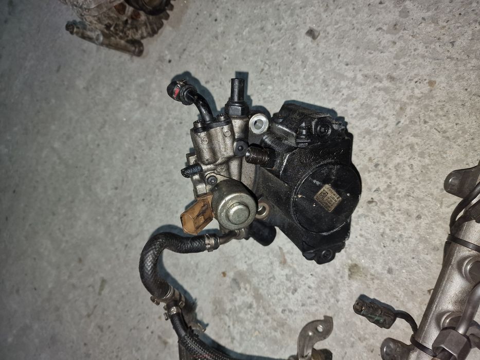 Pompa rampa injectie 2.2 cdi euro 5 biturbo mercedes sprinter Francesti ...