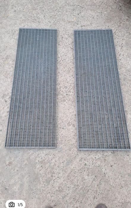 Trepte zincate galvanizate Valea Bucurului • OLX.ro