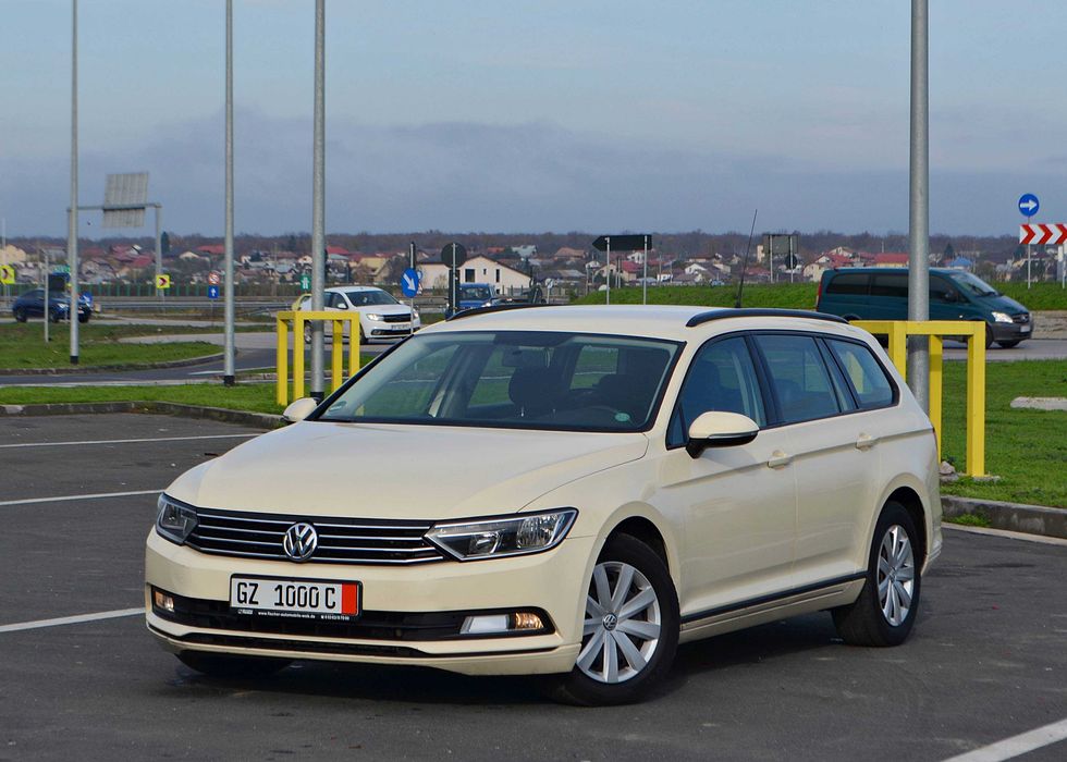 VW Passat B8 2.0tdi 150cp Break E6 Cutie Autom DSG Full Piele Taxi DE ...