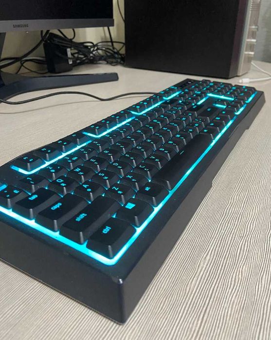 Razer RGB Ornata Chroma + Logitech RGB G102: 40 000 тг. - Периферийные ...