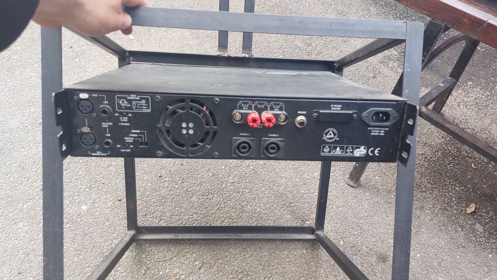 Amplificator/Crossover/Mixer. Putna • OLX.ro