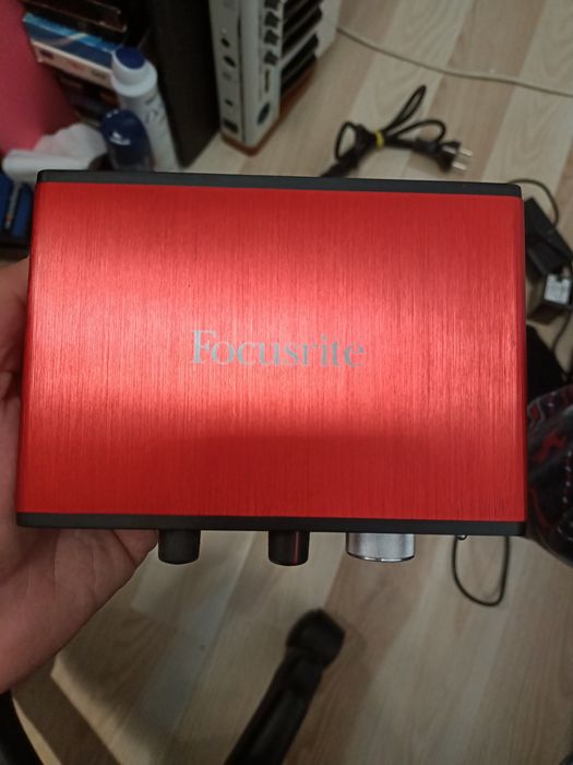 Placa audio ,interfață Focusrite Scarlett solo Craiova • OLX.ro