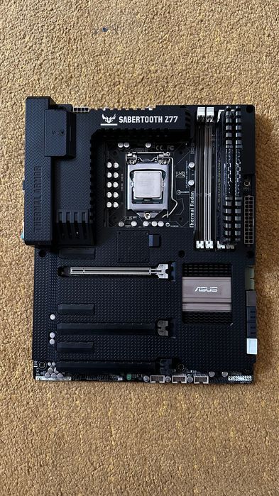 Kit Asus Sabertooth Z77 + i7 3770K + 8gb Corsair Vengance ddr ram Ploiesti • OLX.ro