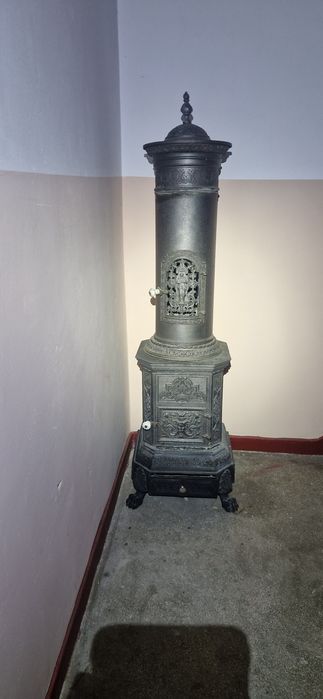 Vand soba fonta pe lemne. Dosu Bricii • OLX.ro