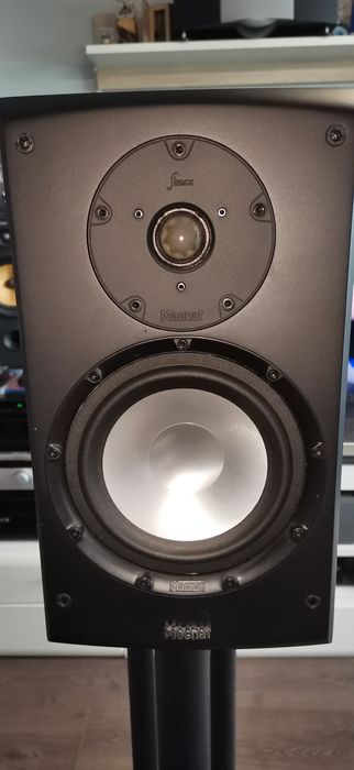 Magnat Quantum 503 гр. София Люлин 1 • OLX.bg