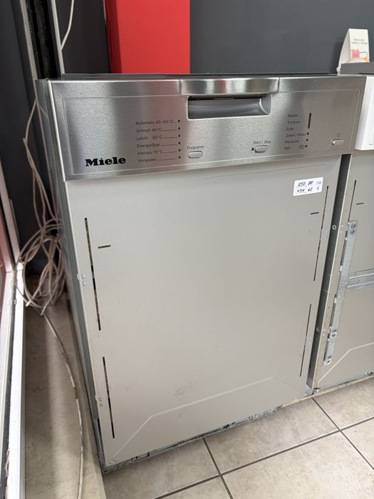 Miele G1102 тясна миялна за частично вграждане/24 мес гаранция гр ...