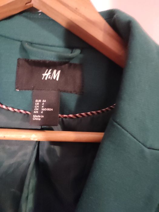 Тъмно зелен блейзър сако HM гр. София Люлин 10 • OLX.bg