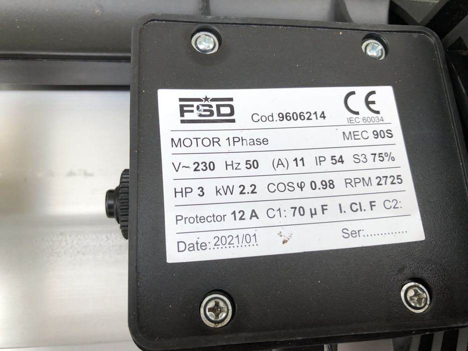 Compresor Aer AEROTEC AERO 400/50 VDC Fabricatie 2021 Medias • OLX.ro