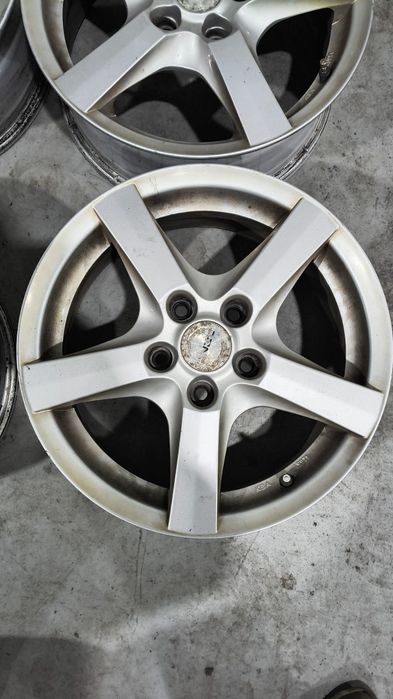 Jante aluminiu 5x114.3 r 16 pentru Dacia Duster, Nissan Qashqai Cut ...