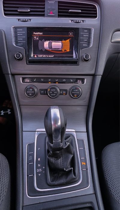 Vw golf 7 automat 2.0 L Barlad • OLX.ro
