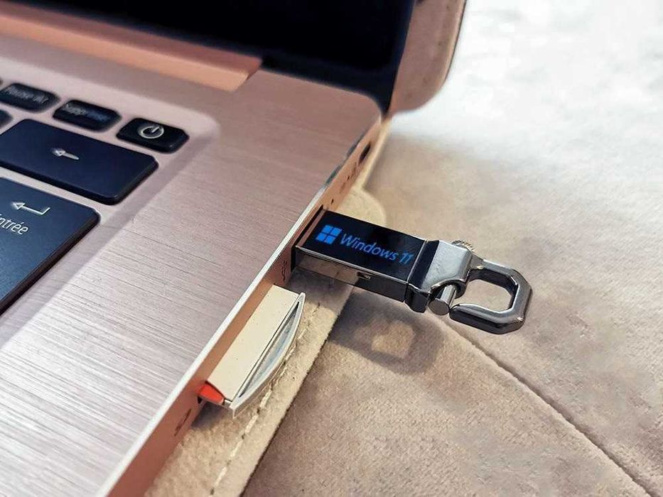 Instalare Windows de pe stick USB bootabil cu licenta inclusa Bucuresti Sectorul 2 • OLX.ro