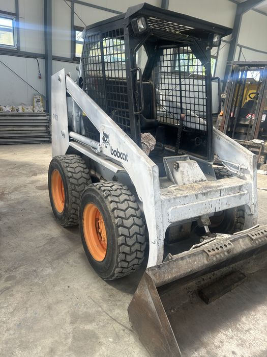De vanzare bobcat 743 Domnesti • OLX.ro