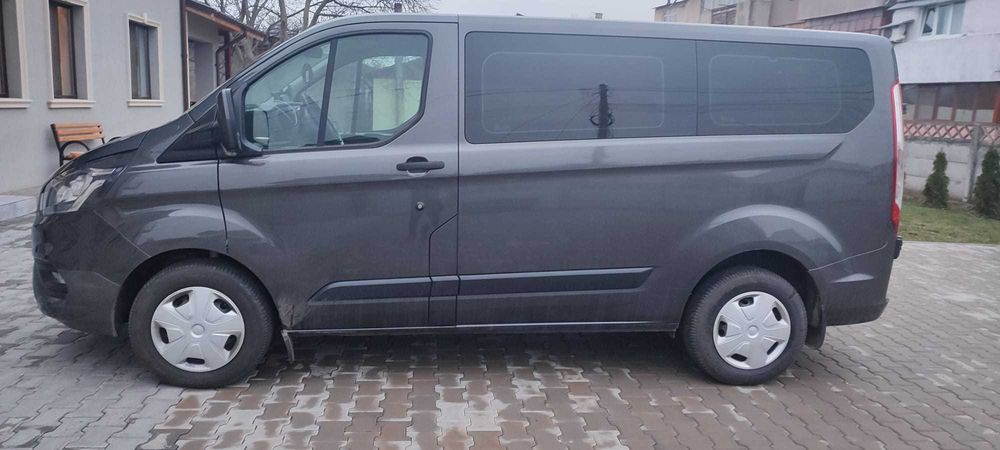 Ford Transit Custom 8+1 Panciu • OLX.ro