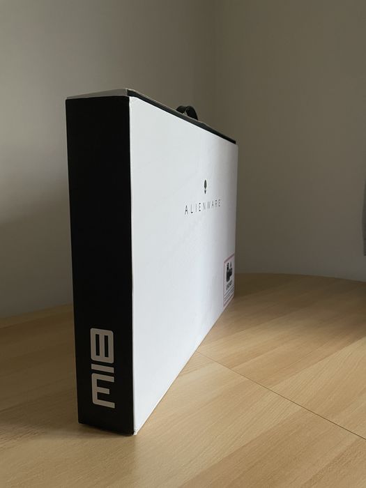 Alienware M18 R2 Gaming - i9-14900HX, 32GB RAM, 1TB SSD, RTX 4080 12GB ...