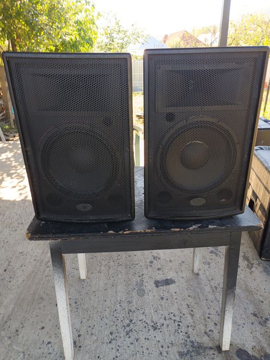 Vând 2 Boxe Pasive Piatra Neamt • OLX.ro