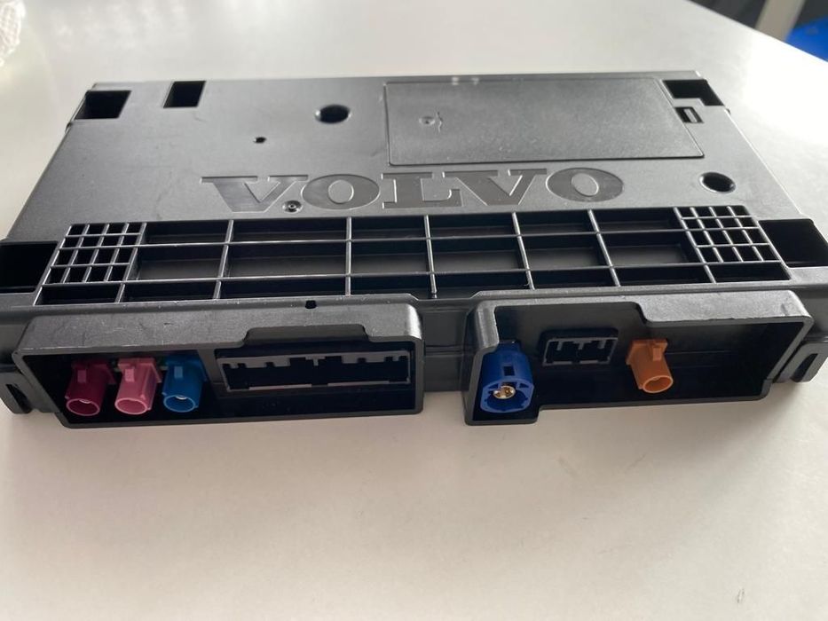 Modul VCM Volvo XC90 S90 31368954 Baia • OLX.ro