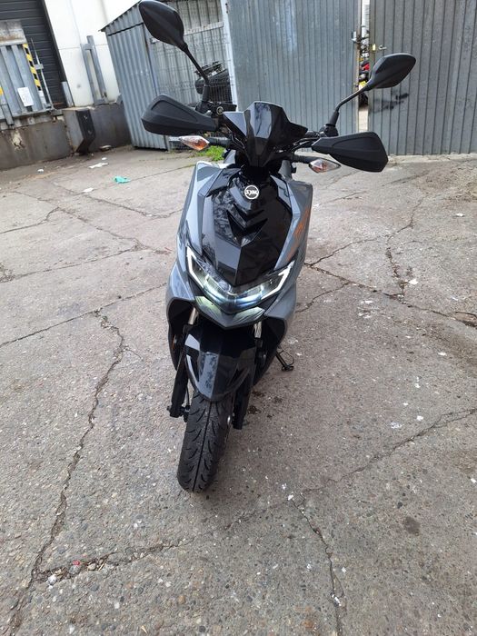 Vând scuter sym 2023 Bucuresti Sectorul 2 • OLX.ro