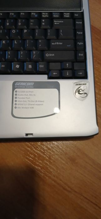 Laptop cu incarcator Constanta • OLX.ro