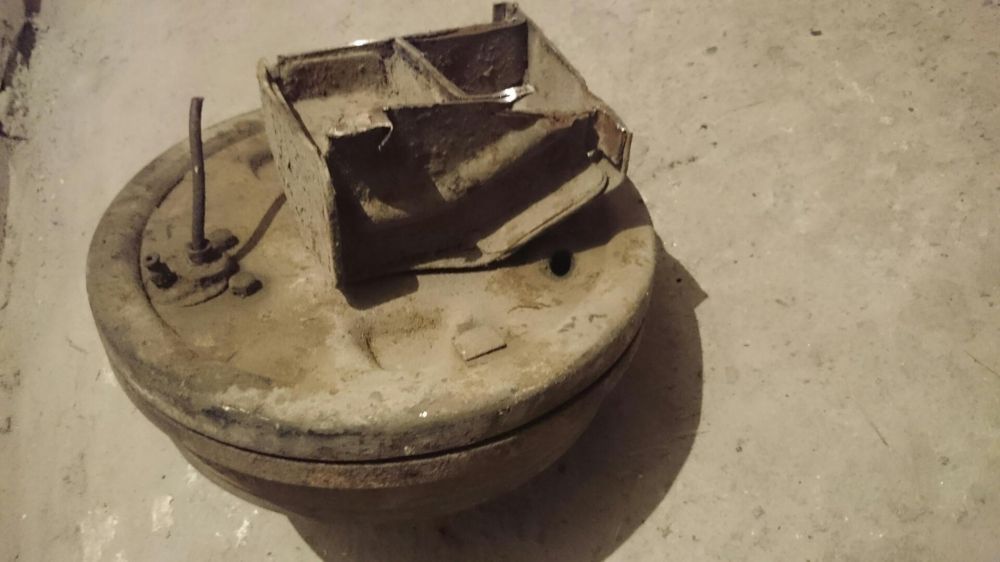 Butuci caruta cu trei prezoane si patru Bucuresti Sectorul 2 • OLX.ro