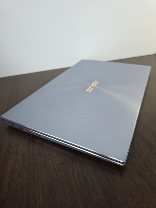 Laptop Asus Zenbook 14" UM431D ultraportabil Cluj-Napoca • OLX.ro
