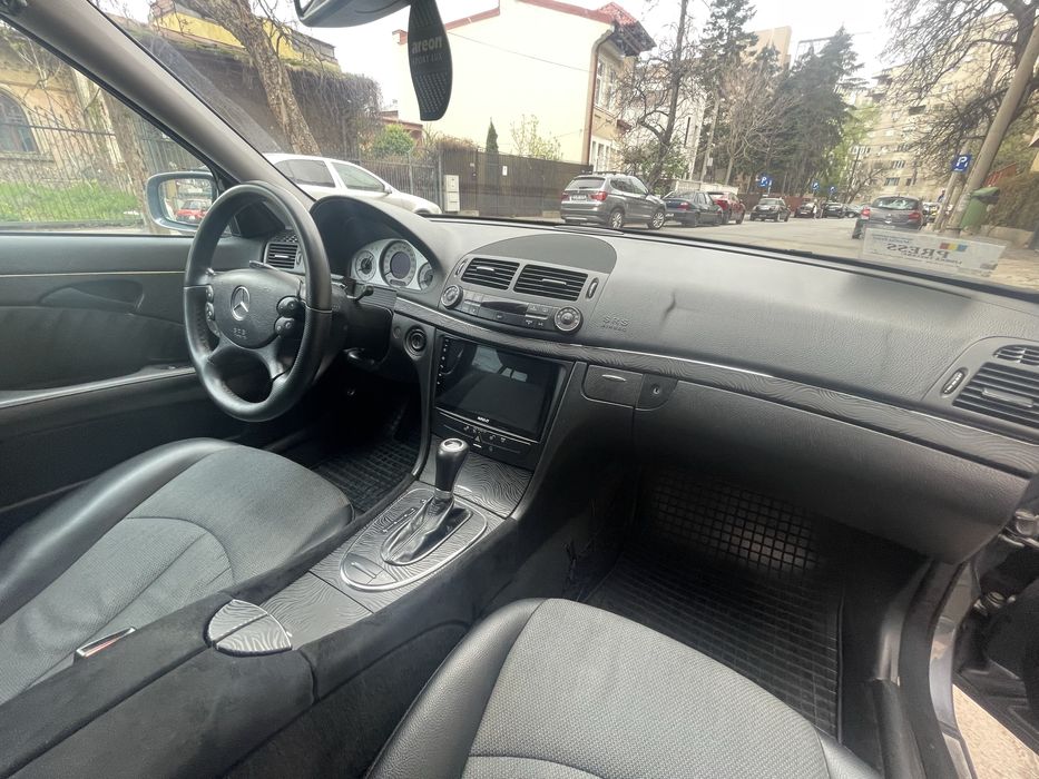 Mercedes E220 W211 Bucuresti Sectorul 5 • OLX.ro