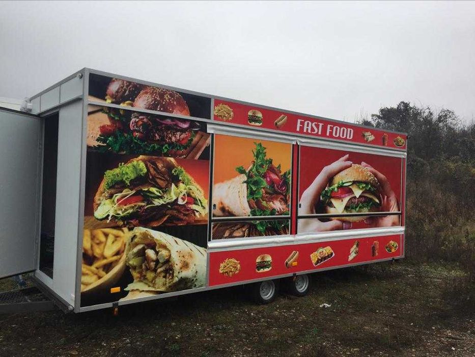 Autocolant de interior/exterior pentru geamurile spatiilor comerciale ...