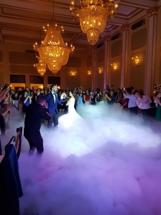 Fum greu/cabina foto/ porumbei nunta/ reducere 500 lei Bucuresti ...