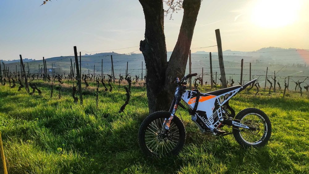 Bicicleta electrica Qulbix 25.000w viteza 110kph - nu SurRon / Talaria ...