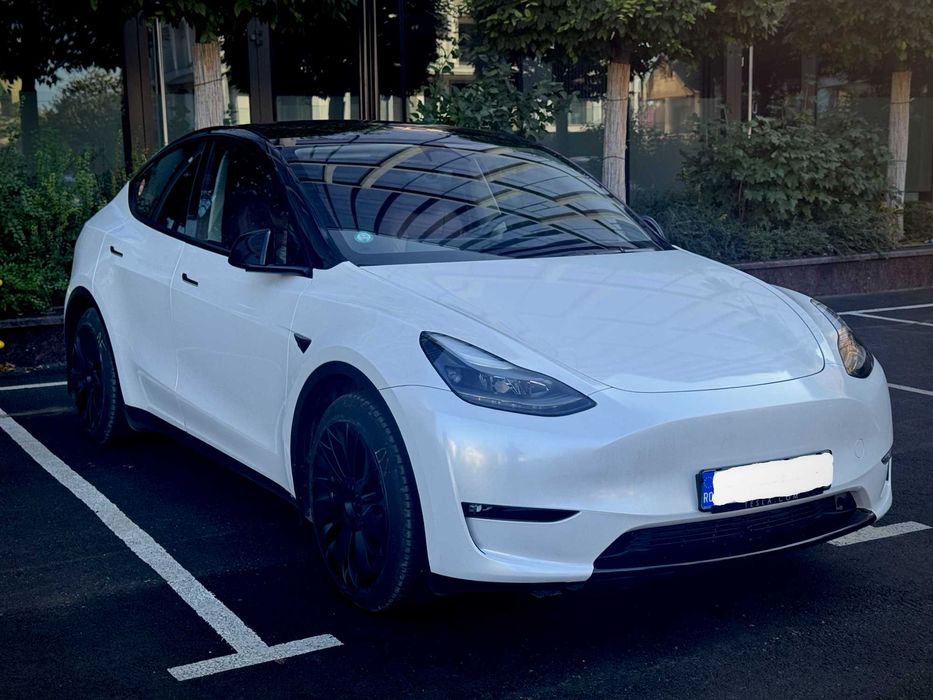 Tesla Model Y Tesla Model Y LR AWD Acc Boost Iasi • OLX.ro