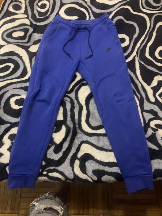 Pantaloni nike tech pentru barbati Barlad • OLX.ro