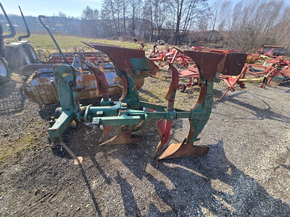 Plug in tiranti la tractor REVERSIBIL mecanic fara cilindru 2 brazde ...