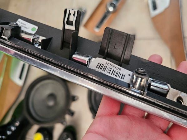 Sistem audio Bower and Wilkins VOLVO S60 S90 V90 V90CC V60CC V60 XC90 ...