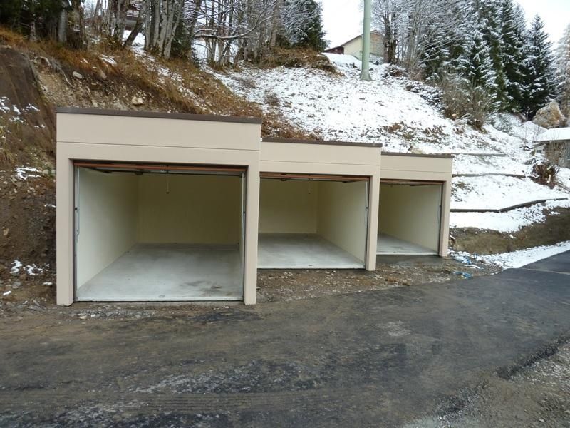 Garaj auto metalic 4.6 x 7m Brasov • OLX.ro