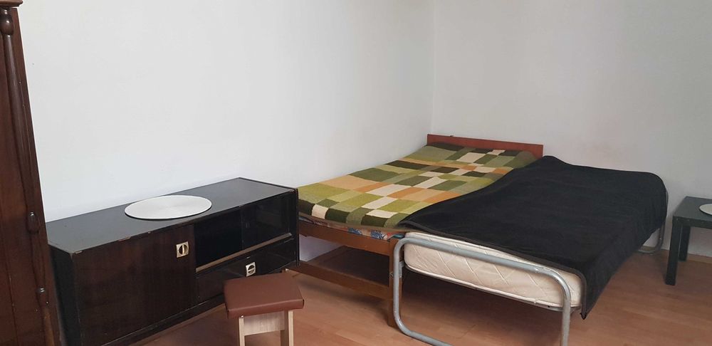 Ofer chirie la casa Brasov • OLX.ro