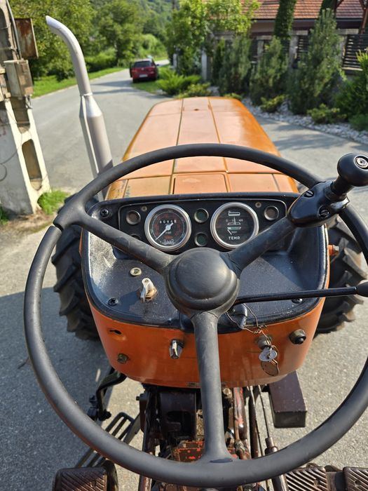 Vând tractor FIAT 750 DTC cu tractiune 4x4.Stare excepționala Lugoj ...