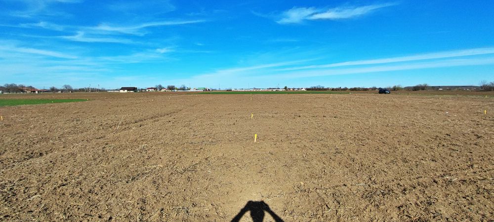 A. Vand teren intravilan com. Dascalu Ilfov, sat Creata, parcele 350mp ...