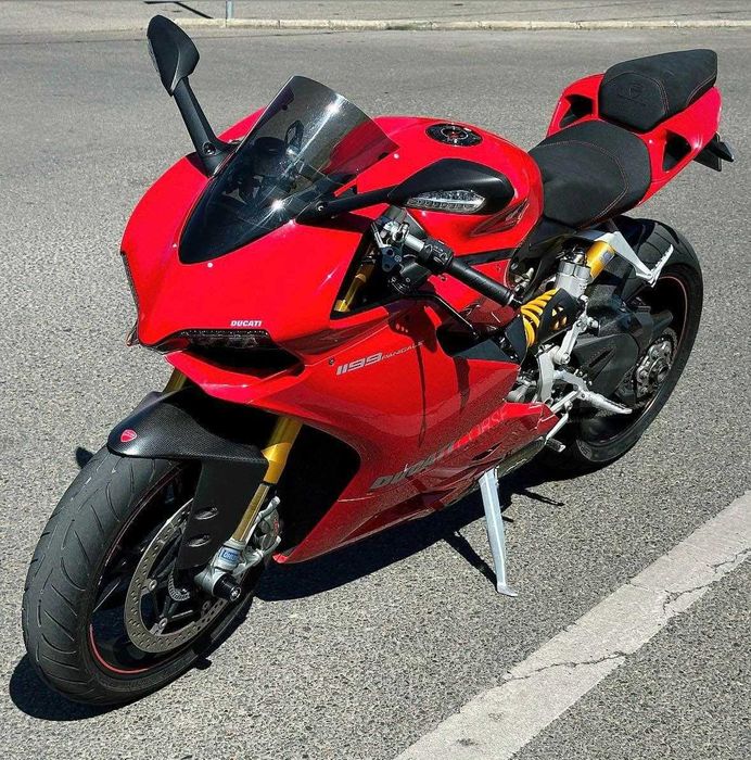 Ducati Panigale 1199 S - Stare impecabilă, echipament full Oradea • OLX.ro