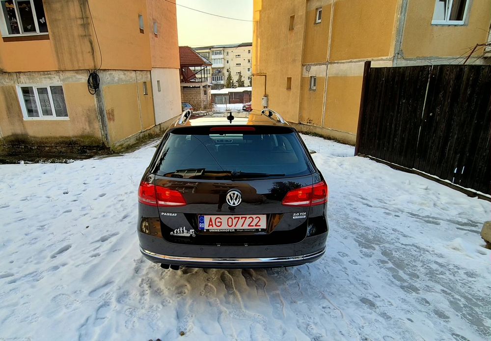 Volkswagen Passat B7 2.0 TDI BlueMotion DSG / Rar Efectuat / Impecabil ...